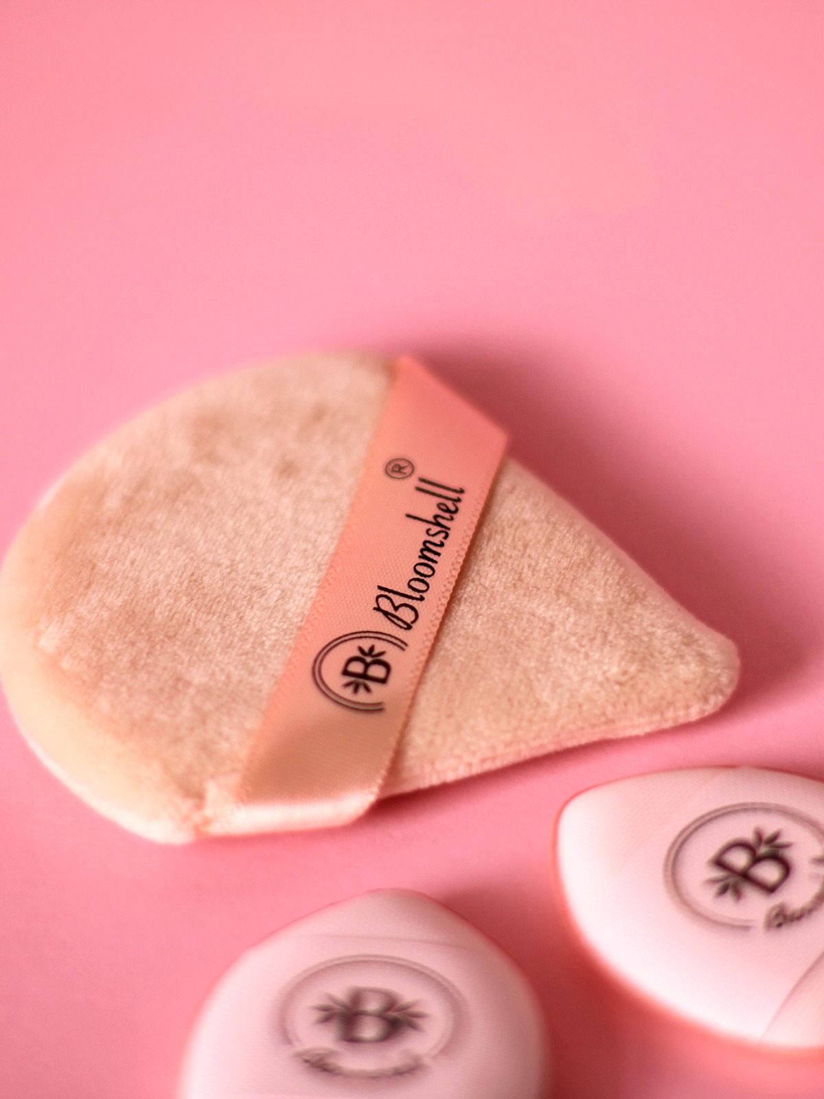 set de borlas bloomshell x 3 borla + dedal – Girly Maquillaje | makeup